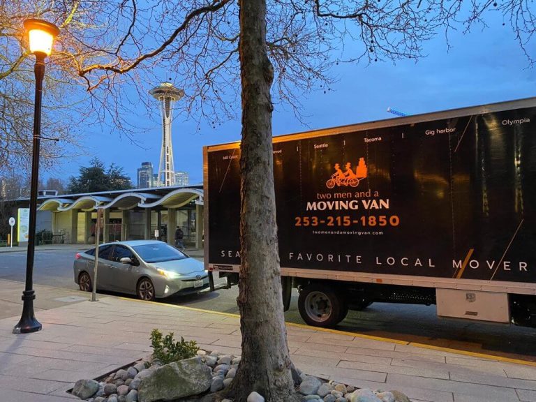 Local Moving Company in Seattle, WA - Best Movers Help by ...